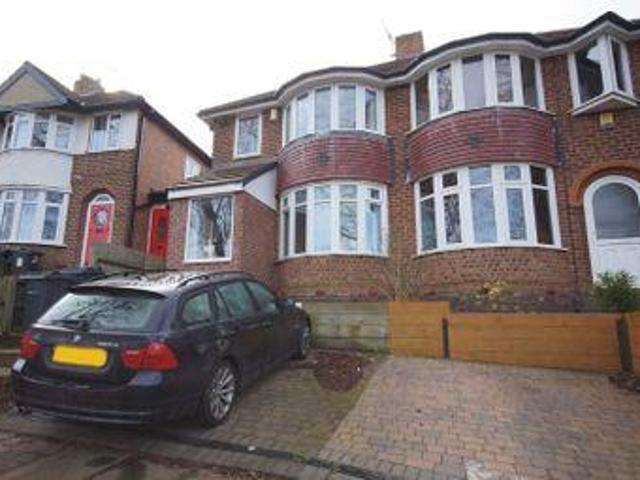 3 Bedrooms Semi detached house for sale in Falconhurst Road, Birmingham B29
