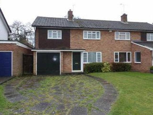 3 Bedrooms Semi detached house for sale in Falconwood, Selsdon, Croydon, Surrey CR0