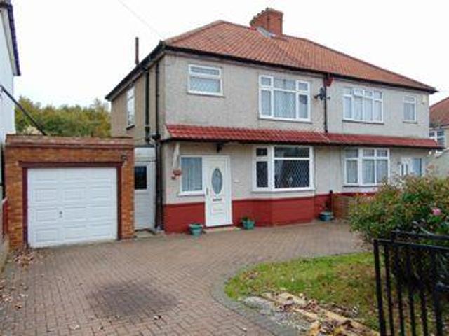 3 Bedrooms Semi detached house for sale in Farnborough Avenue, Croydon, Surrey CR2
