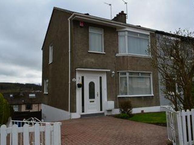 3 Bedrooms Semi detached house for sale in Farne Drive, Glasgow G44
