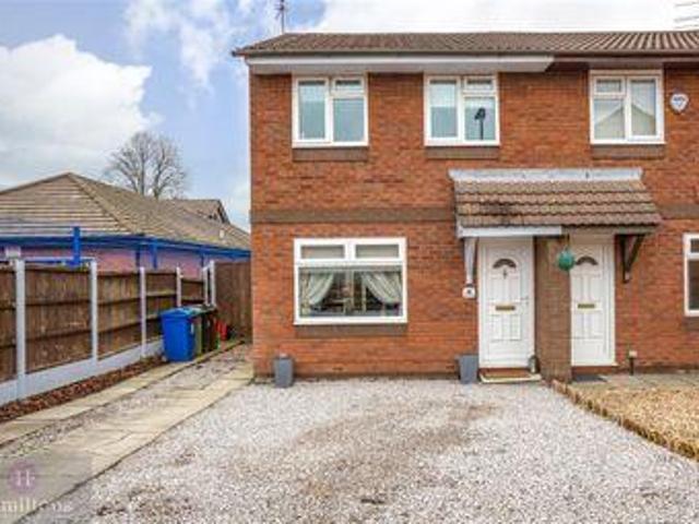 3 Bedrooms Semi detached house for sale in Farnworth Street, Leigh WN7