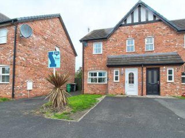 3 Bedrooms Semi detached house for sale in Farrier Court, Crewe CW1