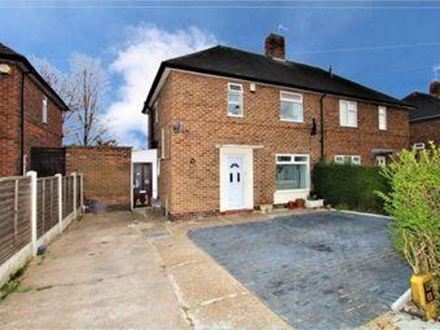 3 Bedrooms Semi detached house for sale in Fernwood Crescent, Wollaton, Nottingham NG8