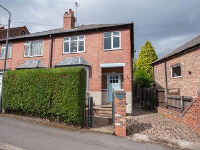 3 Bedrooms Semi detached house for sale in First Avenue, Carlton, Nottingham NG4
