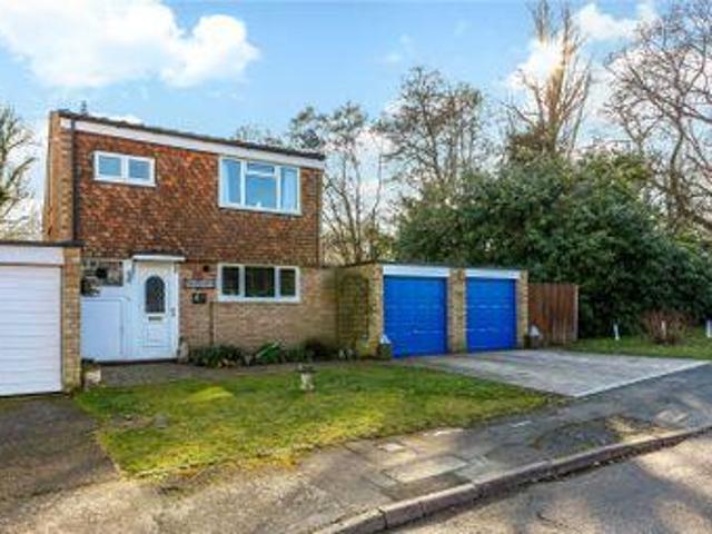 3 Bedrooms Semi detached house for sale in Fisher Rowe Close, Bramley, Guildford, Surrey GU5