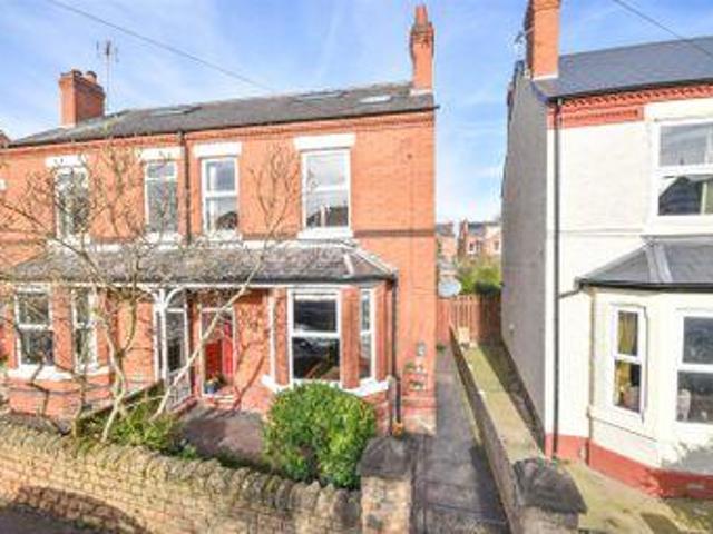 3 Bedrooms Semi detached house for sale in Fleeman Grove, West Bridgford, Nottingham NG2
