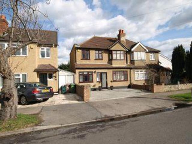3 Bedrooms Semi detached house for sale in Florian Avenue, Sutton SM1