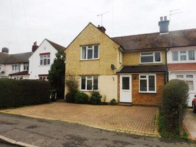 3 Bedrooms Semi detached house for sale in Fuller Road, Watford WD24
