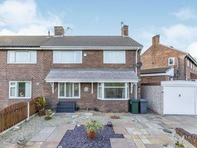 3 Bedrooms Semi detached house for sale in Knollbeck Avenue, Brampton, Barnsley S73