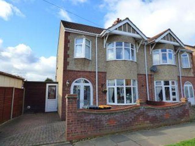 3 Bedrooms Semi detached house for sale in Kempston, Beds MK42