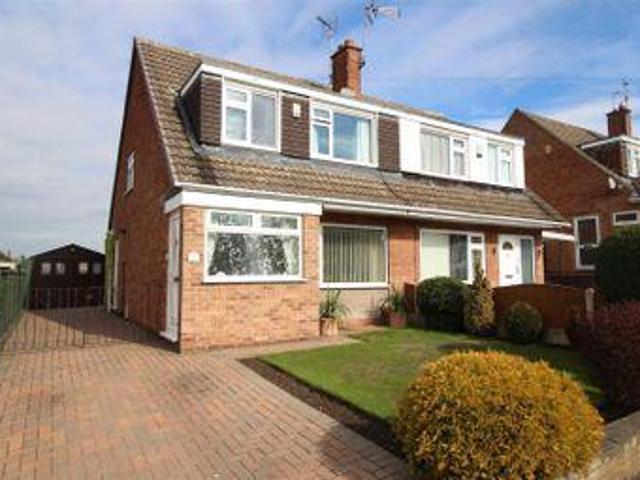 3 Bedrooms Semi detached house for sale in Kennedy Drive, Stapleford, Nottingham NG9