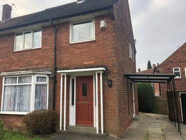 3 Bedrooms Semi detached house for sale in Kentmere Avenue, Seacroft, Leeds LS14