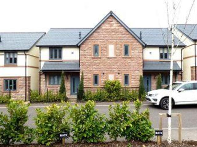 3 Bedrooms Semi detached house for sale in Kershaw Drive, Lancaster LA1