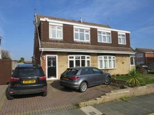 3 Bedrooms Semi detached house for sale in Kestrel Avenue, Upton, Wirral CH49