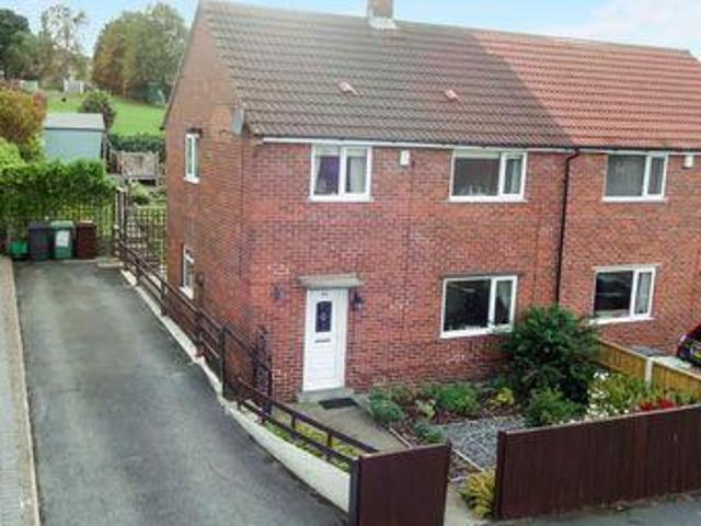 3 Bedrooms Semi detached house for sale in King George Avenue, Horsforth, Leeds LS18