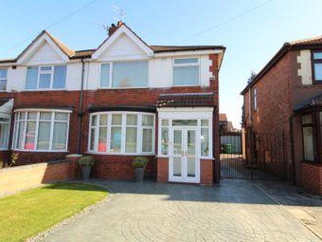 3 Bedrooms Semi detached house for sale in Kingsway, Withington, Manchester M19