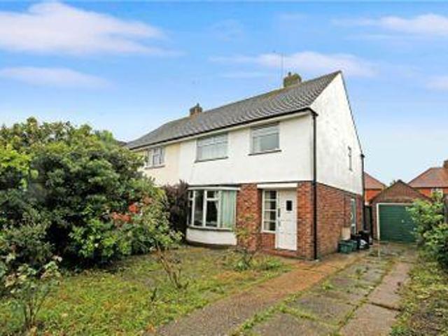 3 Bedrooms Semi detached house for sale in Kings Meadow Road, Colchester CO1