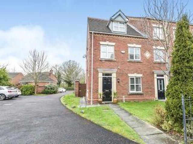 3 Bedrooms Semi detached house for sale in Kingsbarn Close, Fulwood, Preston, Lancashire PR2