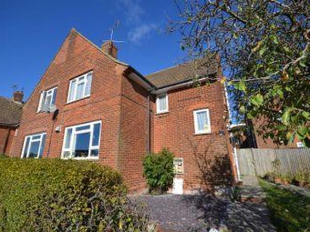 3 Bedrooms Semi detached house for sale in Kingsclere Road, South View, Basingstoke RG21