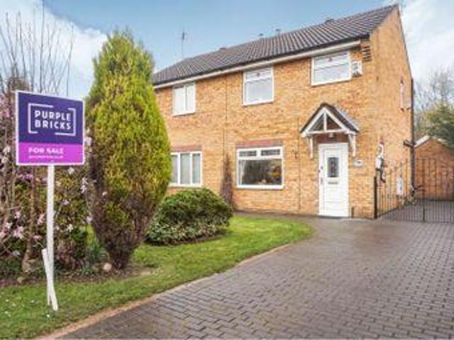 3 Bedrooms Semi detached house for sale in Kinross Close, Warrington WA2
