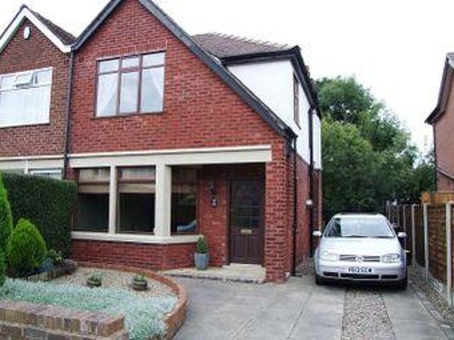 3 Bedrooms Semi detached house for sale in Howick Park Avenue, Penwortham, Preston PR1