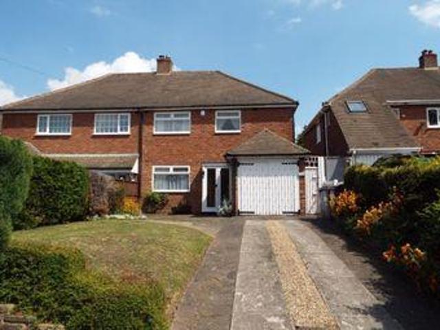 3 Bedrooms Semi detached house for sale in Hob Moat Road, Solihull, West Midlands B92