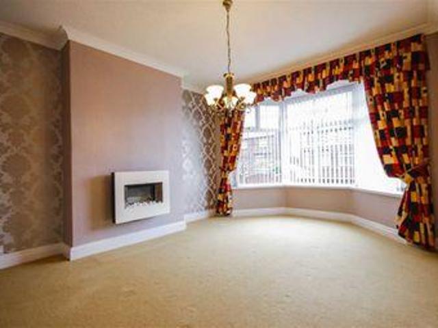 3 Bedrooms Semi detached house for sale in Holden Road, Leigh, Lancashire WN7