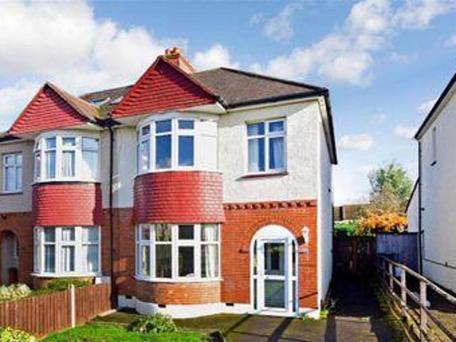 3 Bedrooms Semi detached house for sale in Holtye Crescent, Maidstone, Kent ME15