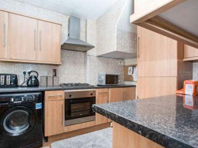 3 Bedrooms Semi detached house for sale in Holyrood Avenue, Harrow HA2