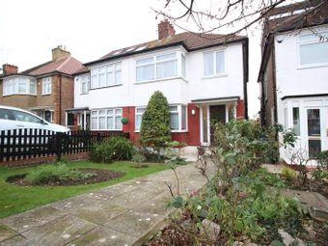 3 Bedrooms Semi detached house for sale in Holyrood Road, New Barnet, New Barnet EN5