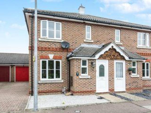 3 Bedrooms Semi detached house for sale in Honorius Drive, Colchester CO4
