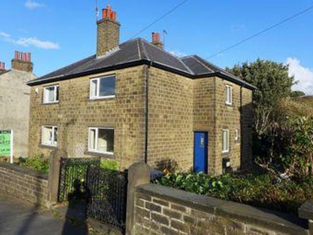 3 Bedrooms Semi detached house for sale in Hazel Grove, Cowlersley Lane, Linthwaite, Huddersfield HD7