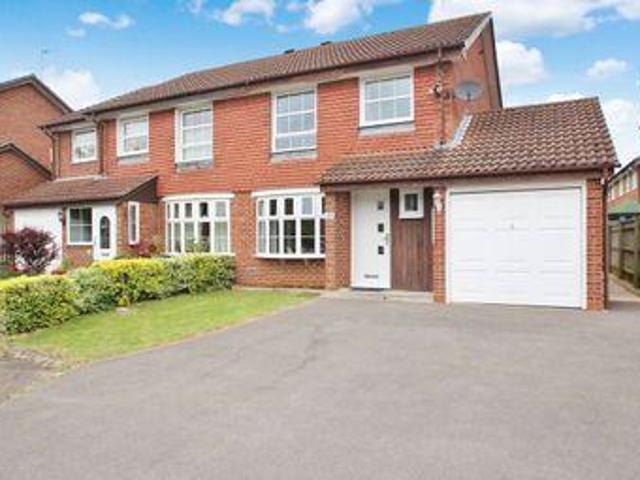 3 Bedrooms Semi detached house for sale in Hadland Road, Abingdon OX14