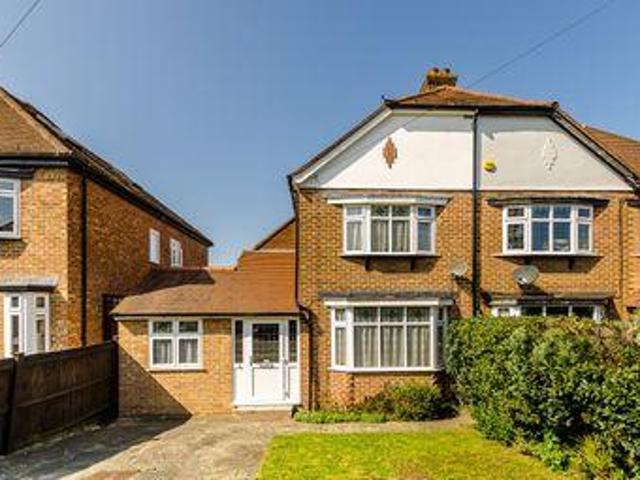 3 Bedrooms Semi detached house for sale in Hambro Avenue, Bromley BR2
