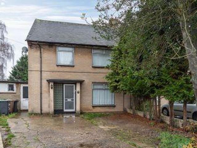 3 Bedrooms Semi detached house for sale in Hanswick Close, Luton LU2