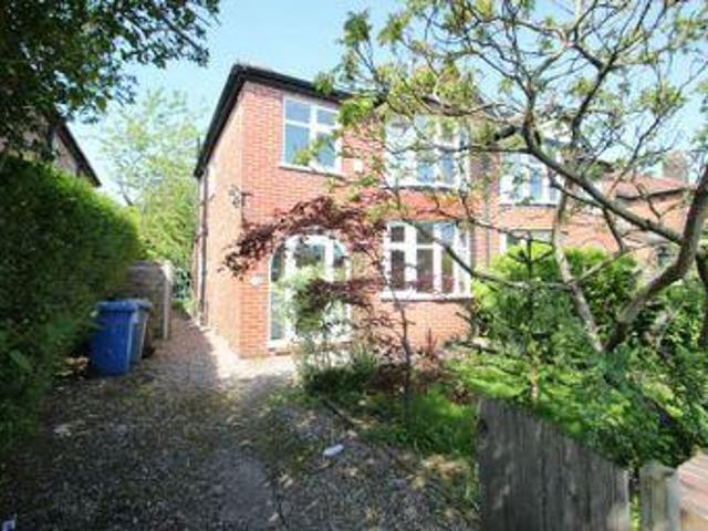 3 Bedrooms Semi detached house for sale in Hartford Road, Sale M33