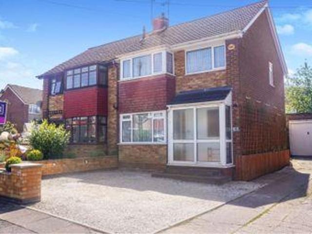 3 Bedrooms Semi detached house for sale in Hartridge Walk, Coventry CV5