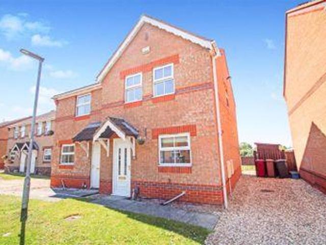 3 Bedrooms Semi detached house for sale in Headingley Avenue, Bottesford, Scunthorpe DN17