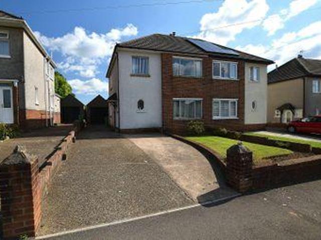 3 Bedrooms Semi detached house for sale in Heol Uchaf, Rhiwbina, Cardiff. CF14
