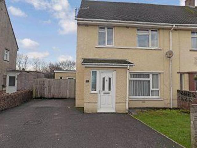 3 Bedrooms Semi detached house for sale in Heol Bryncwils, Sarn, Bridgend. CF32