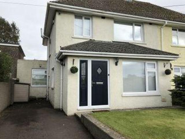 3 Bedrooms Semi detached house for sale in Heol Cae Gwyn, St Brides Major, Bridgend CF32