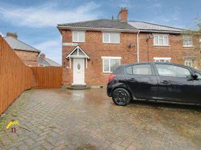 3 Bedrooms Semi detached house for sale in High Hazel Road, Moorends DN8