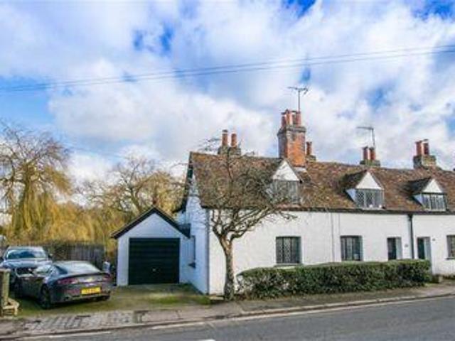 3 Bedrooms Semi detached house for sale in High Road, Waterford, Herts SG14