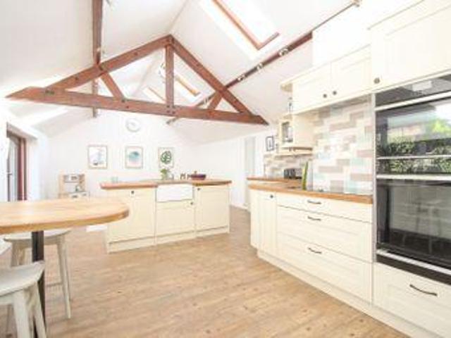 3 Bedrooms Semi detached house for sale in High Street, Bedford MK45