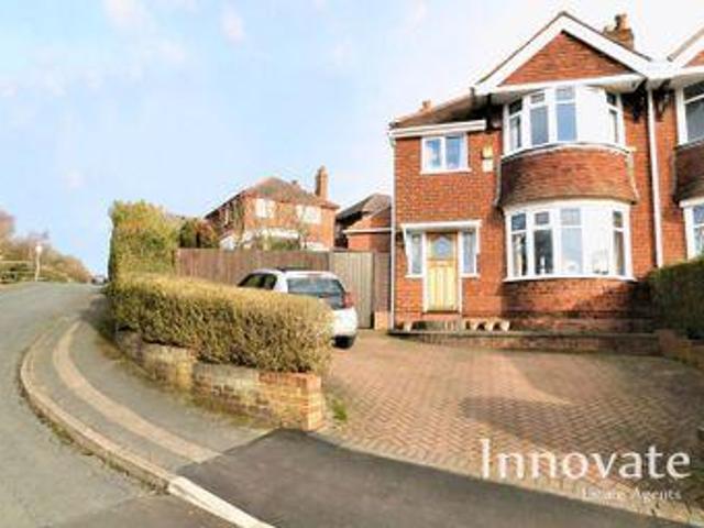 3 Bedrooms Semi detached house for sale in Highfield Crescent, Rowley Regis B65