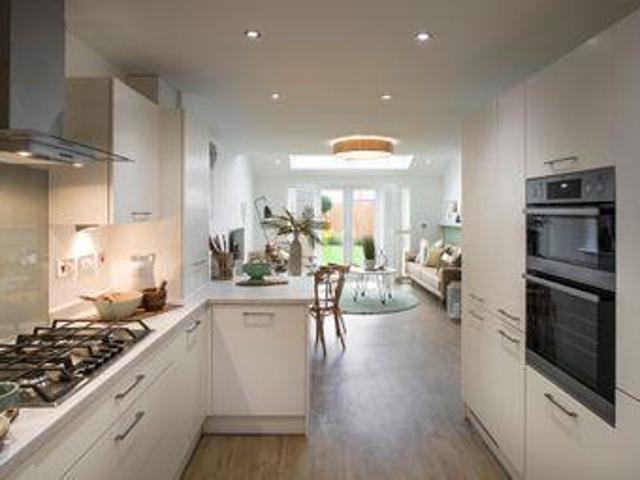 3 Bedrooms Semi detached house for sale in Highfield Place, Headbolt Lane, Kirkby L33