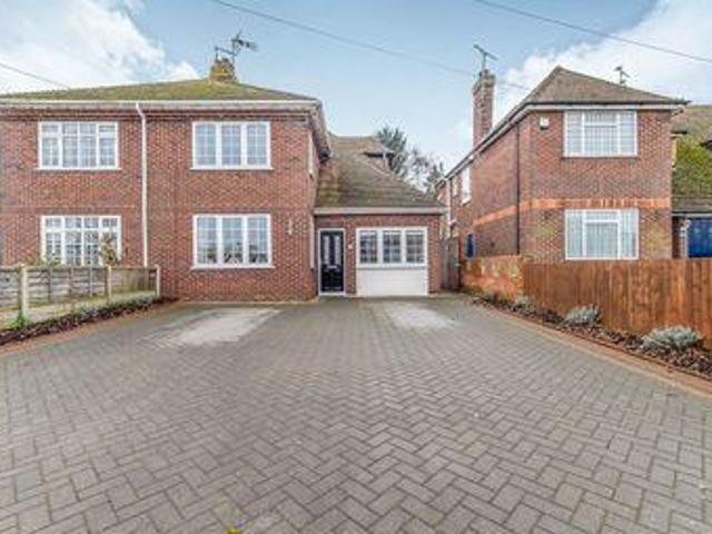 3 Bedrooms Semi detached house for sale in Highsted Road, Sittingbourne ME10