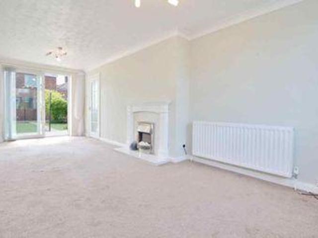 3 Bedrooms Semi detached house for sale in Highthorn Road, Huntington, York YO31