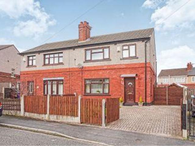 3 Bedrooms Semi detached house for sale in Hill Crescent, Leigh WN7
