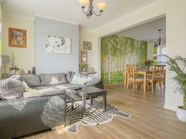 3 Bedrooms Semi detached house for sale in Hill Crescent, Leigh, Lancashire WN7